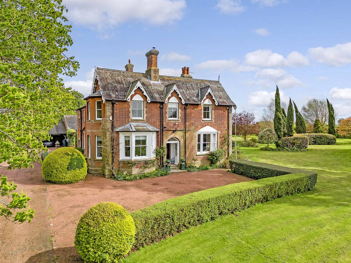 Property for Sale | Arches Hall & Stud Farm, Latchford, Standon ...